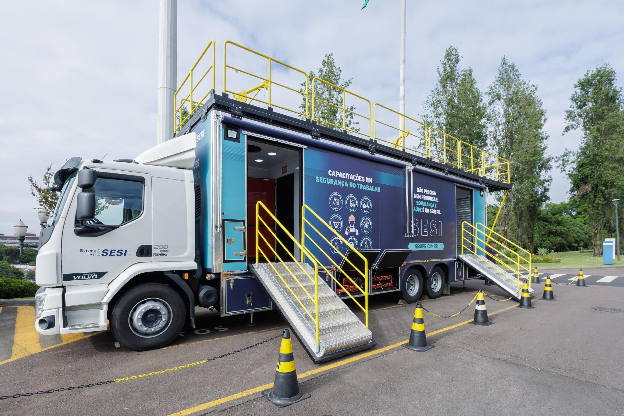 Indústrias paranaenses têm sete novas unidades móveis para treinamentos ...